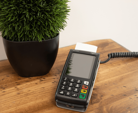 Ingenico Desk/5000 - Countertop Debit Machine | Paystone
